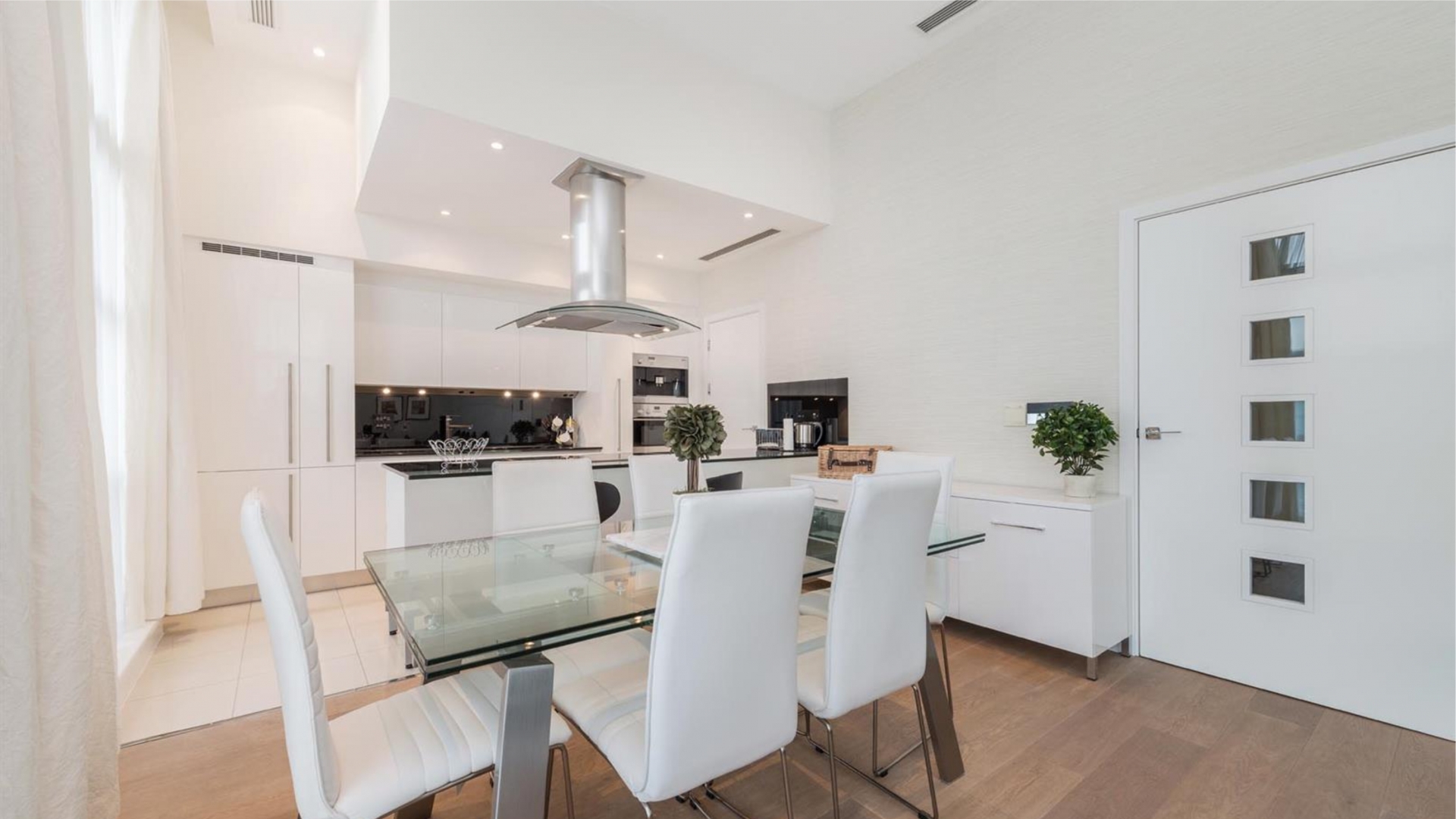 Chelsea Bridge Wharf is a waterfront development of apartments and ...